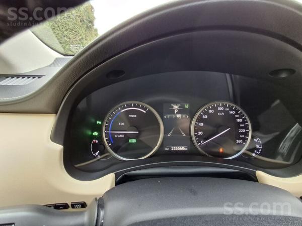 Brown Lexus NX 2016 in Riga, with an engine capacity of 2.50 L and mileage of 226 thousand km for 18200 €, photo 7 on AUTOMOTO.COM.LV