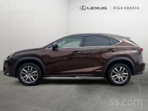 Brown Lexus NX 2017 in Riga, with an engine capacity of 2.50 L and mileage of 107 thousand km for 22500 €, photo 3 on AUTOMOTO.COM.LV