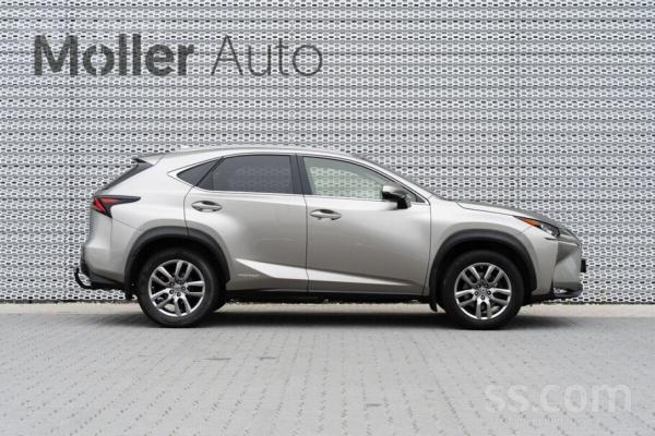 Lexus NX 2017 RÄ«ga vietnÄ BrÅ«ns Lexus NX 2017 RÄ«ga, ar dzinÄja tilpumu 2.50 L un nobraukumu 122 tÅ«kst. km par 21350 ā¬, foto 6 vietnÄ AUTOMOTO.COM.LV