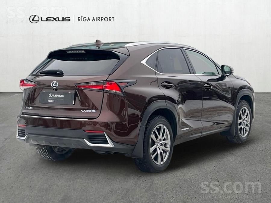 Brūns Lexus NX 2019 Rīga, ar dzinēja tilpumu 2.50 L un nobraukumu 108 tūkst. km par 28800 €, foto 3 vietnē AUTOMOTO.COM.LV
