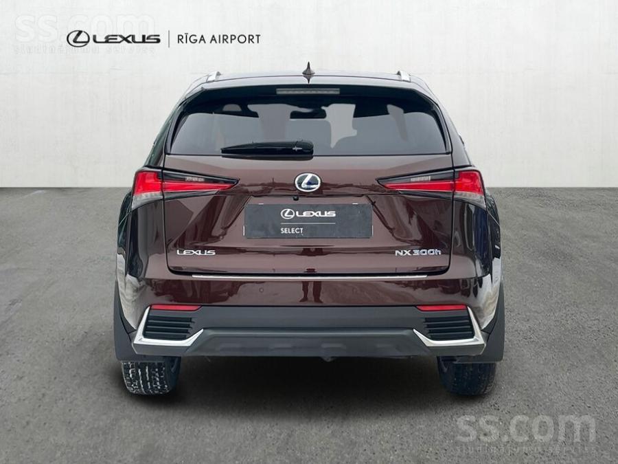 Brūns Lexus NX 2019 Rīga, ar dzinēja tilpumu 2.50 L un nobraukumu 108 tūkst. km par 28800 €, foto 5 vietnē AUTOMOTO.COM.LV