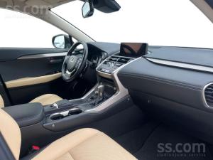 Brūns Lexus NX 2019 Rīga, ar dzinēja tilpumu 2.50 L un nobraukumu 108 tūkst. km par 28800 €, foto 7 vietnē AUTOMOTO.COM.LV