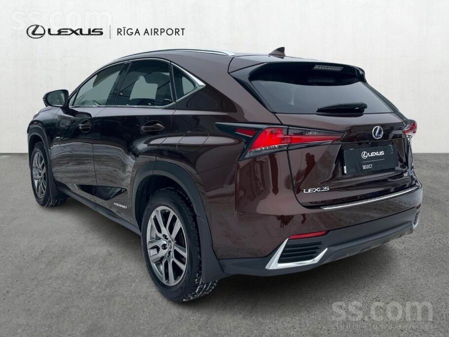 Brūns Lexus NX 2019 Rīga, ar dzinēja tilpumu 2.50 L un nobraukumu 108 tūkst. km par 28800 €, foto 18 vietnē AUTOMOTO.COM.LV