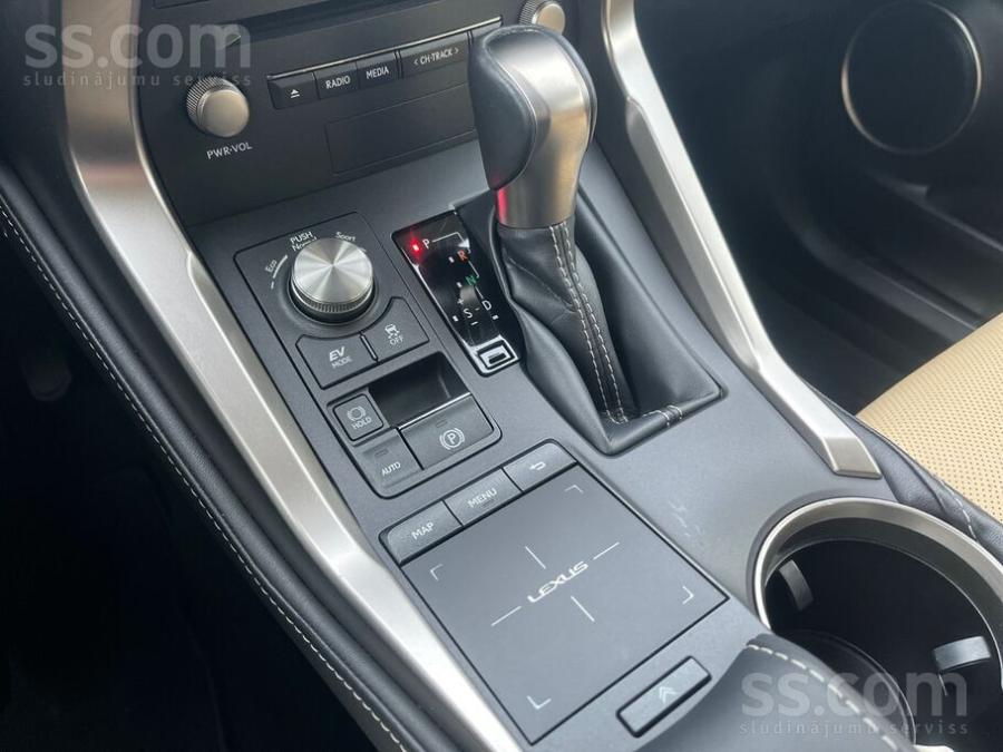 Brūns Lexus NX 2019 Rīga, ar dzinēja tilpumu 2.50 L un nobraukumu 108 tūkst. km par 28800 €, foto 21 vietnē AUTOMOTO.COM.LV
