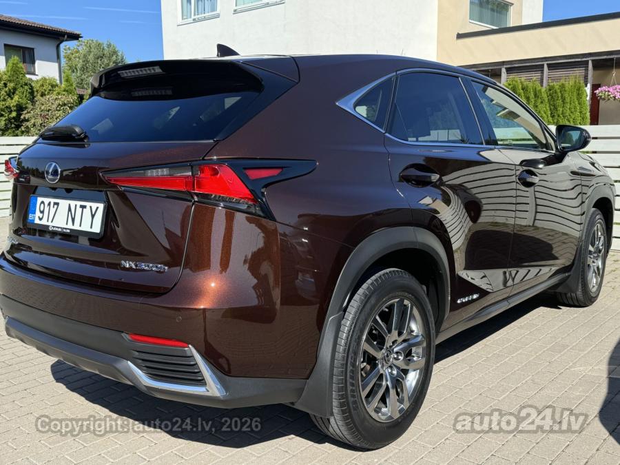Brūns Lexus NX 2021 Tallina, ar dzinēja tilpumu 2.50 L un nobraukumu 78 tūkst. km par 33500 €, foto 3 vietnē AUTOMOTO.COM.LV