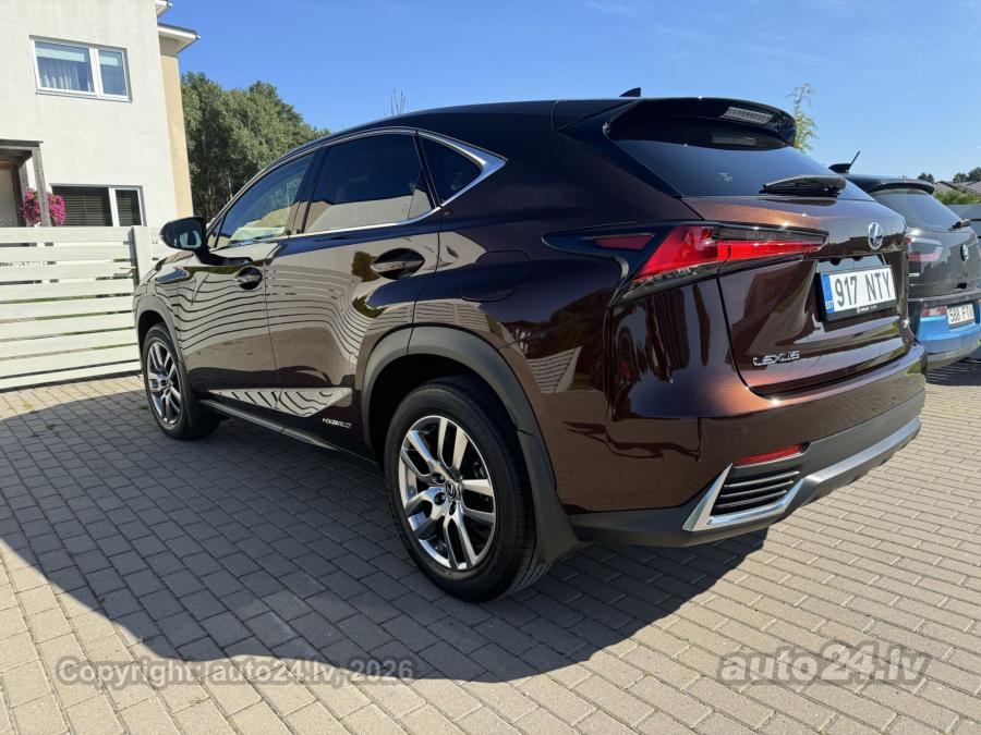 Brūns Lexus NX 2021 Tallina, ar dzinēja tilpumu 2.50 L un nobraukumu 78 tūkst. km par 33500 €, foto 5 vietnē AUTOMOTO.COM.LV