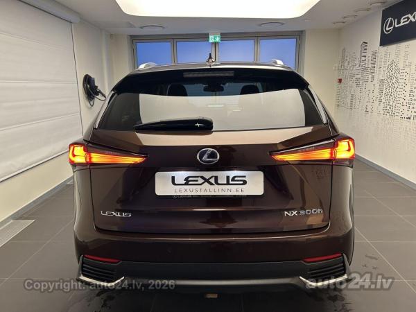 Brown Lexus NX 2018 in Tallinn, with an engine capacity of 2.50 L and mileage of 133 thousand km for 29990 €, photo 3 on AUTOMOTO.COM.LV