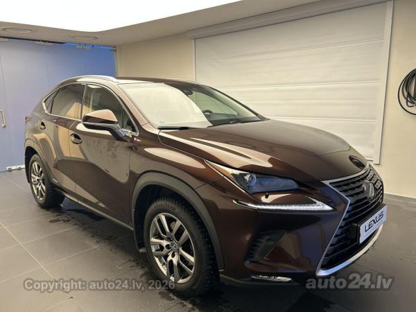 Brown Lexus NX 2018 in Tallinn, with an engine capacity of 2.50 L and mileage of 133 thousand km for 29990 €, photo 5 on AUTOMOTO.COM.LV