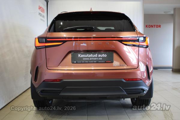 Brown Lexus NX 2025 in Tallinn, with an engine capacity of 2.50 L and mileage of 11 thousand km for 60990 €, photo 4 on AUTOMOTO.COM.LV