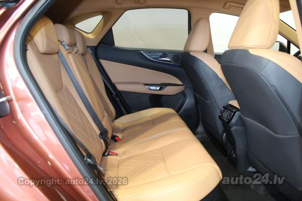 Brown Lexus NX 2025 in Tallinn, with an engine capacity of 2.50 L and mileage of 11 thousand km for 60990 €, photo 7 on AUTOMOTO.COM.LV