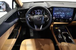 Brown Lexus NX 2025 in Tallinn, with an engine capacity of 2.50 L and mileage of 11 thousand km for 60990 €, photo 10 on AUTOMOTO.COM.LV