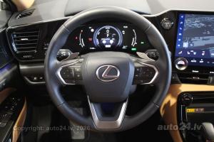 Brown Lexus NX 2025 in Tallinn, with an engine capacity of 2.50 L and mileage of 11 thousand km for 60990 €, photo 13 on AUTOMOTO.COM.LV