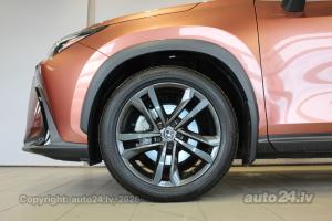 Brown Lexus NX 2025 in Tallinn, with an engine capacity of 2.50 L and mileage of 11 thousand km for 60990 €, photo 16 on AUTOMOTO.COM.LV