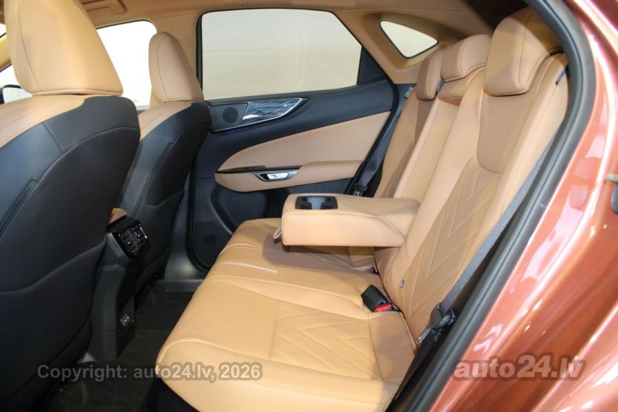 Brown Lexus NX 2025 in Tallinn, with an engine capacity of 2.50 L and mileage of 11 thousand km for 60990 €, photo 20 on AUTOMOTO.COM.LV