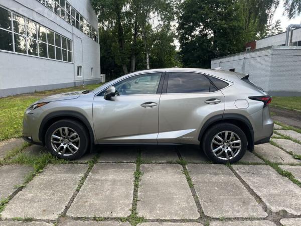 Lexus NX 2016 in Riga, with an engine capacity of 2.50 L and mileage of 169 thousand km for 23000 €, photo 3 on AUTOMOTO.COM.LV