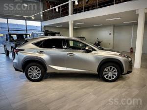 Lexus NX 2016 in Dobele, with an engine capacity of 2.50 L and mileage of 206 thousand km for 18650 €, photo 3 on AUTOMOTO.COM.LV