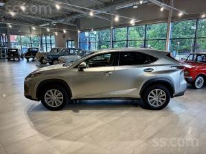 Lexus NX 2016 in Dobele, with an engine capacity of 2.50 L and mileage of 206 thousand km for 18650 €, photo 7 on AUTOMOTO.COM.LV