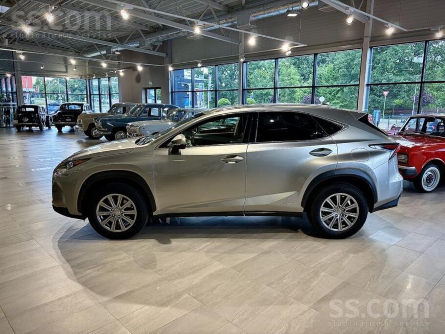 Lexus NX 2016 in Dobele, with an engine capacity of 2.50 L and mileage of 206 thousand km for 18650 €, photo 7 on AUTOMOTO.COM.LV