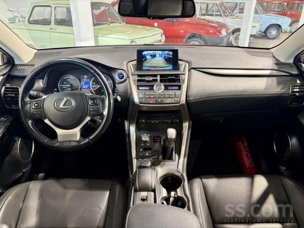 Lexus NX 2016 in Dobele, with an engine capacity of 2.50 L and mileage of 206 thousand km for 18650 €, photo 9 on AUTOMOTO.COM.LV