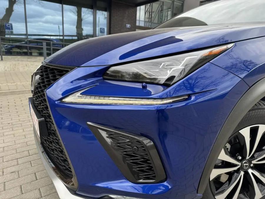 Lexus NX 2018 in Daugavpils, with an engine capacity of 2.50 L and mileage of 118 thousand km for 23000 €, photo 5 on AUTOMOTO.COM.LV