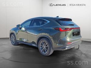 Zaļš Lexus NX 2022 Rīga, ar dzinēja tilpumu 2.50 L un nobraukumu 83 tūkst. km par 43500 €, foto 5 vietnē AUTOMOTO.COM.LV