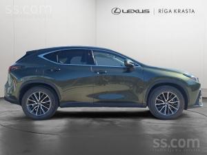 Zaļš Lexus NX 2022 Rīga, ar dzinēja tilpumu 2.50 L un nobraukumu 83 tūkst. km par 43500 €, foto 9 vietnē AUTOMOTO.COM.LV