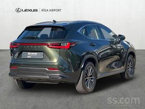 Zaļš Lexus NX 2025 Rīga, ar dzinēja tilpumu 2.50 L un nobraukumu 23 tūkst. km par 52000 €, foto 3 vietnē AUTOMOTO.COM.LV