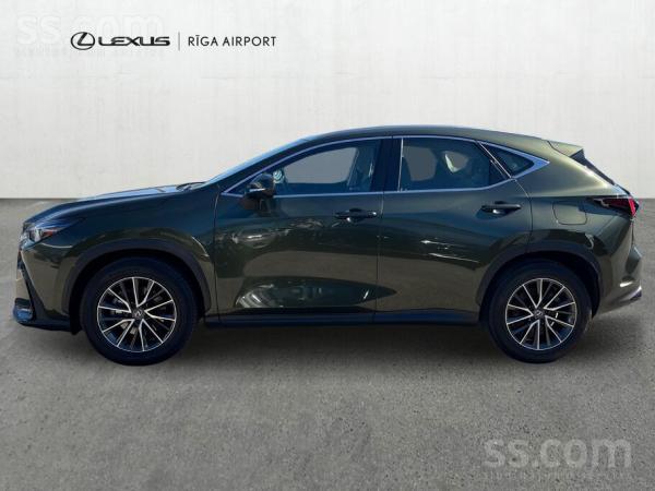 Green Lexus NX 2025 in Riga, with an engine capacity of 2.50 L and mileage of 23 thousand km for 52000 €, photo 3 on AUTOMOTO.COM.LV