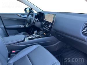 Zaļš Lexus NX 2025 Rīga, ar dzinēja tilpumu 2.50 L un nobraukumu 23 tūkst. km par 52000 €, foto 7 vietnē AUTOMOTO.COM.LV