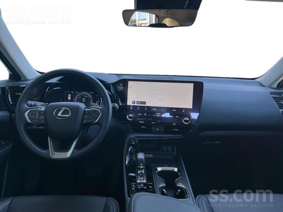 Zaļš Lexus NX 2025 Rīga, ar dzinēja tilpumu 2.50 L un nobraukumu 23 tūkst. km par 52000 €, foto 9 vietnē AUTOMOTO.COM.LV