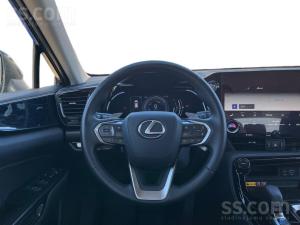 Zaļš Lexus NX 2025 Rīga, ar dzinēja tilpumu 2.50 L un nobraukumu 23 tūkst. km par 52000 €, foto 10 vietnē AUTOMOTO.COM.LV