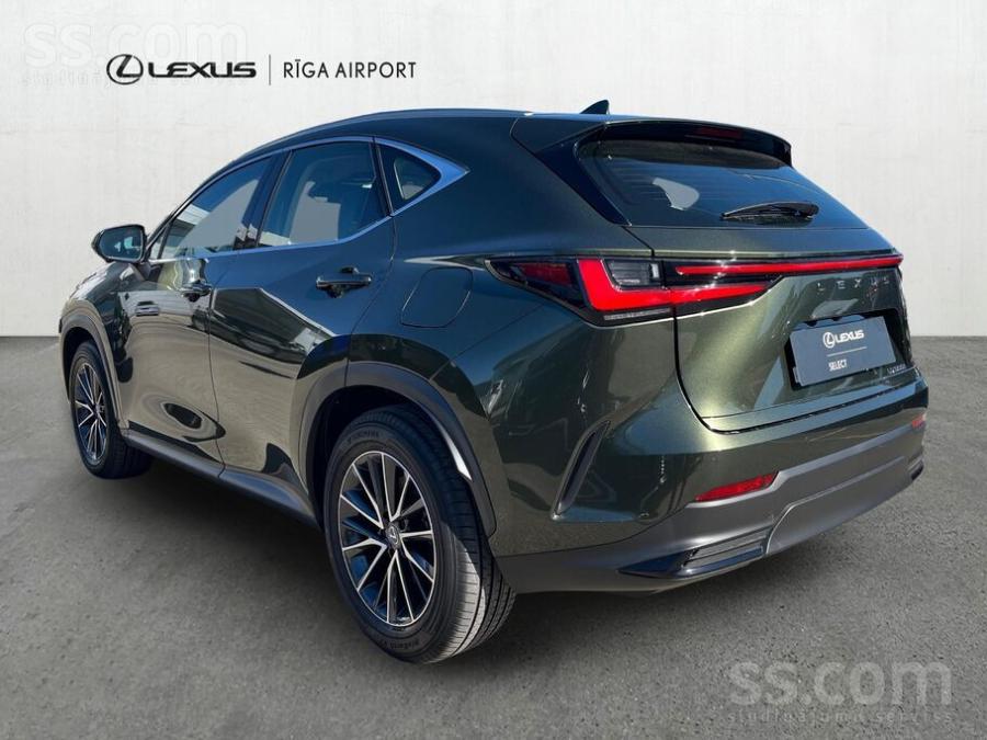 Zaļš Lexus NX 2025 Rīga, ar dzinēja tilpumu 2.50 L un nobraukumu 23 tūkst. km par 52000 €, foto 18 vietnē AUTOMOTO.COM.LV