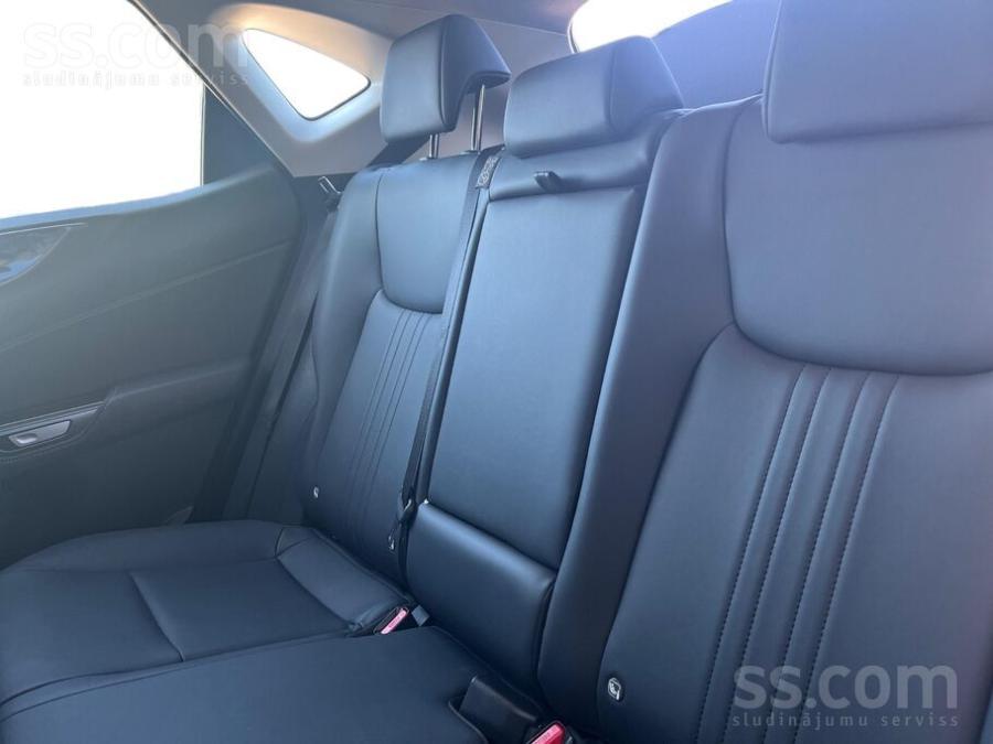 Zaļš Lexus NX 2025 Rīga, ar dzinēja tilpumu 2.50 L un nobraukumu 23 tūkst. km par 52000 €, foto 20 vietnē AUTOMOTO.COM.LV