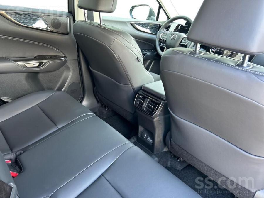 Zaļš Lexus NX 2025 Rīga, ar dzinēja tilpumu 2.50 L un nobraukumu 7 tūkst. km par 55900 €, foto 8 vietnē AUTOMOTO.COM.LV