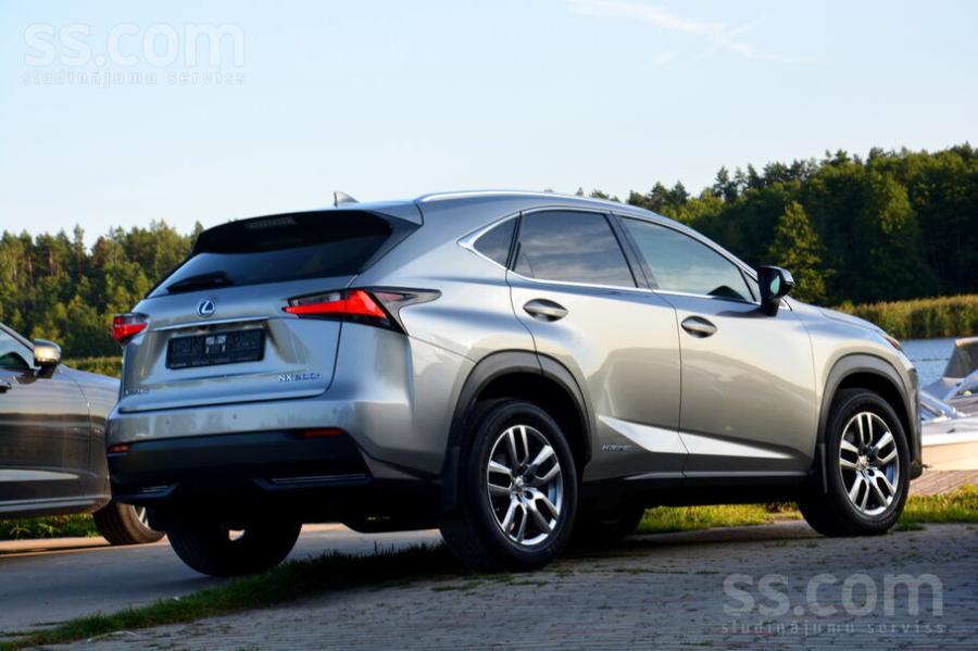 Pelēks Lexus NX 2014 Rīga, ar dzinēja tilpumu 2.50 L un nobraukumu 147 tūkst. km par 12999 €, foto 18 vietnē AUTOMOTO.COM.LV