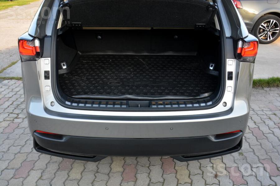 Pelēks Lexus NX 2014 Rīga, ar dzinēja tilpumu 2.50 L un nobraukumu 147 tūkst. km par 12999 €, foto 24 vietnē AUTOMOTO.COM.LV