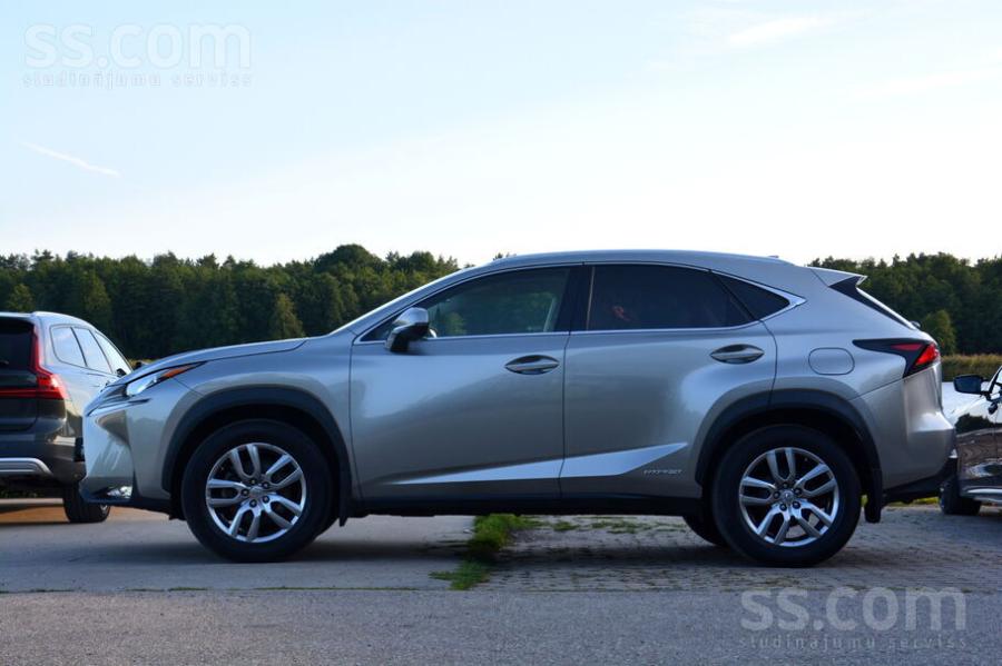 Pelēks Lexus NX 2014 Rīga, ar dzinēja tilpumu 2.50 L un nobraukumu 147 tūkst. km par 12999 €, foto 33 vietnē AUTOMOTO.COM.LV