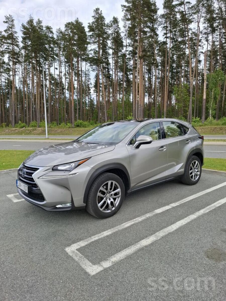 Pelēks Lexus NX 2014 Rīga, ar dzinēja tilpumu 2.50 L un nobraukumu 199 tūkst. km par 18500 €, foto 4 vietnē AUTOMOTO.COM.LV