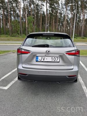 Pelēks Lexus NX 2014 Rīga, ar dzinēja tilpumu 2.50 L un nobraukumu 199 tūkst. km par 18500 €, foto 7 vietnē AUTOMOTO.COM.LV