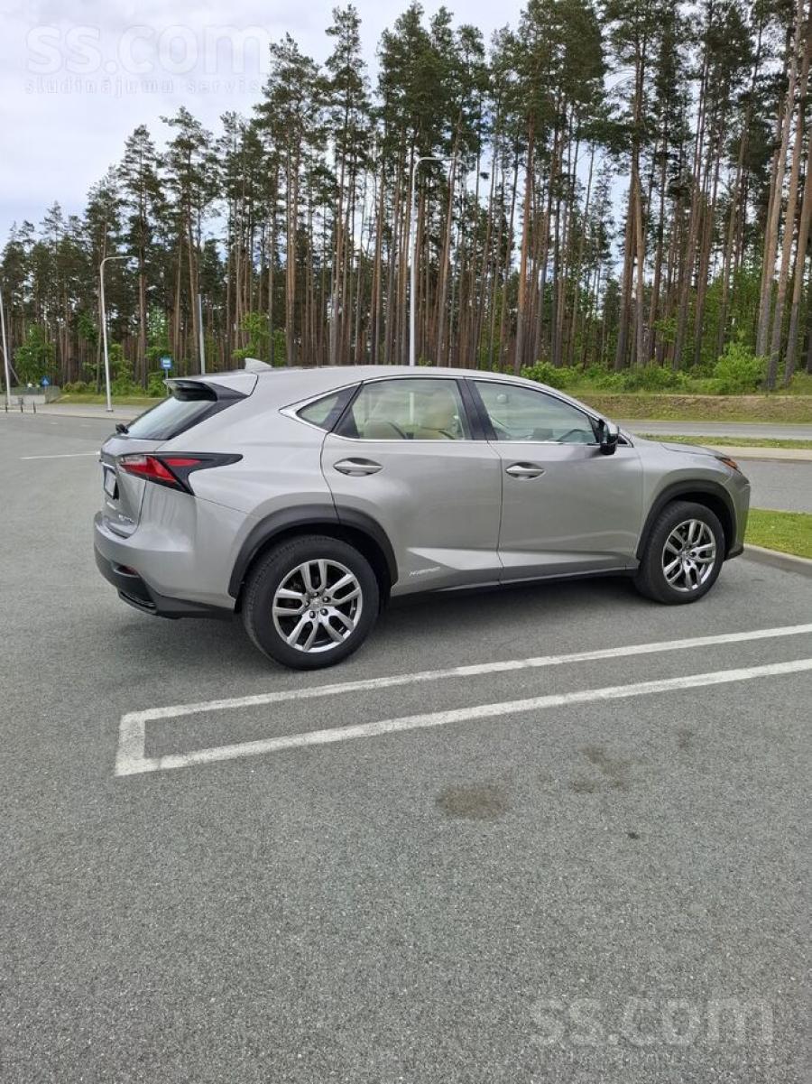 Pelēks Lexus NX 2014 Rīga, ar dzinēja tilpumu 2.50 L un nobraukumu 199 tūkst. km par 18500 €, foto 8 vietnē AUTOMOTO.COM.LV