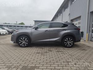 Grey Lexus NX 2014 in Riga, with an engine capacity of 2.50 L and mileage of 174 thousand km for 19000 €, photo 5 on AUTOMOTO.COM.LV