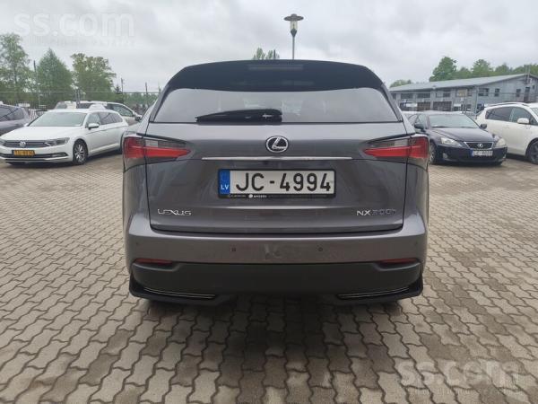 Grey Lexus NX 2014 in Riga, with an engine capacity of 2.50 L and mileage of 174 thousand km for 19000 €, photo 5 on AUTOMOTO.COM.LV
