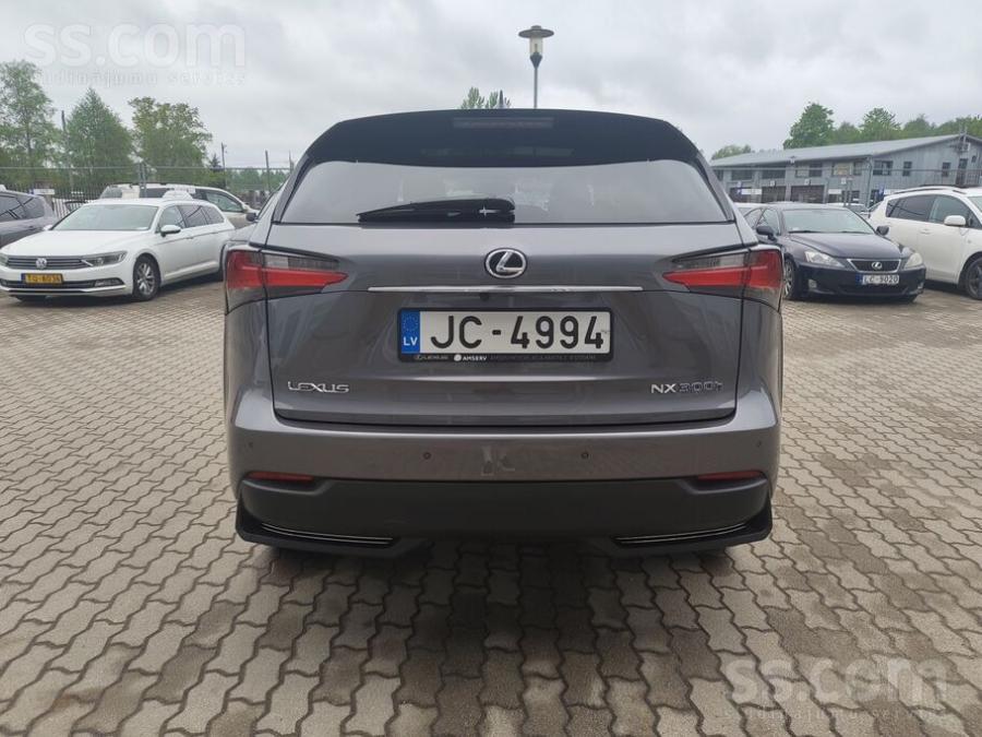 Grey Lexus NX 2014 in Riga, with an engine capacity of 2.50 L and mileage of 174 thousand km for 19000 €, photo 6 on AUTOMOTO.COM.LV