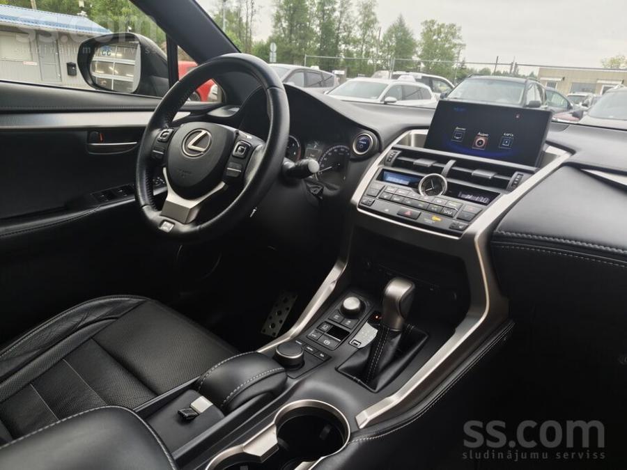 Grey Lexus NX 2014 in Riga, with an engine capacity of 2.50 L and mileage of 174 thousand km for 19000 €, photo 11 on AUTOMOTO.COM.LV