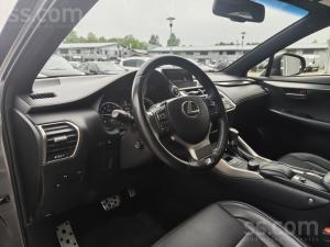 Grey Lexus NX 2014 in Riga, with an engine capacity of 2.50 L and mileage of 174 thousand km for 19000 €, photo 12 on AUTOMOTO.COM.LV