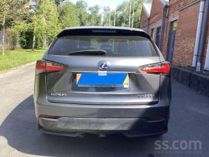 Grey Lexus NX 2015 in Daugavpils, with an engine capacity of 2.50 L and mileage of 249 thousand km for 17950 €, photo 7 on AUTOMOTO.COM.LV
