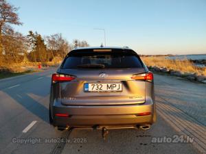 Pelēks Lexus NX 2015 Tallina, ar dzinēja tilpumu 2.00 L un nobraukumu 190 tūkst. km par 15000 €, foto 5 vietnē AUTOMOTO.COM.LV