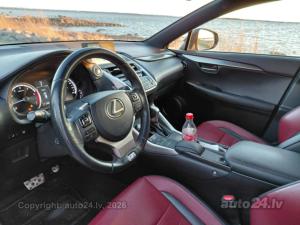 Pelēks Lexus NX 2015 Tallina, ar dzinēja tilpumu 2.00 L un nobraukumu 190 tūkst. km par 15000 €, foto 10 vietnē AUTOMOTO.COM.LV
