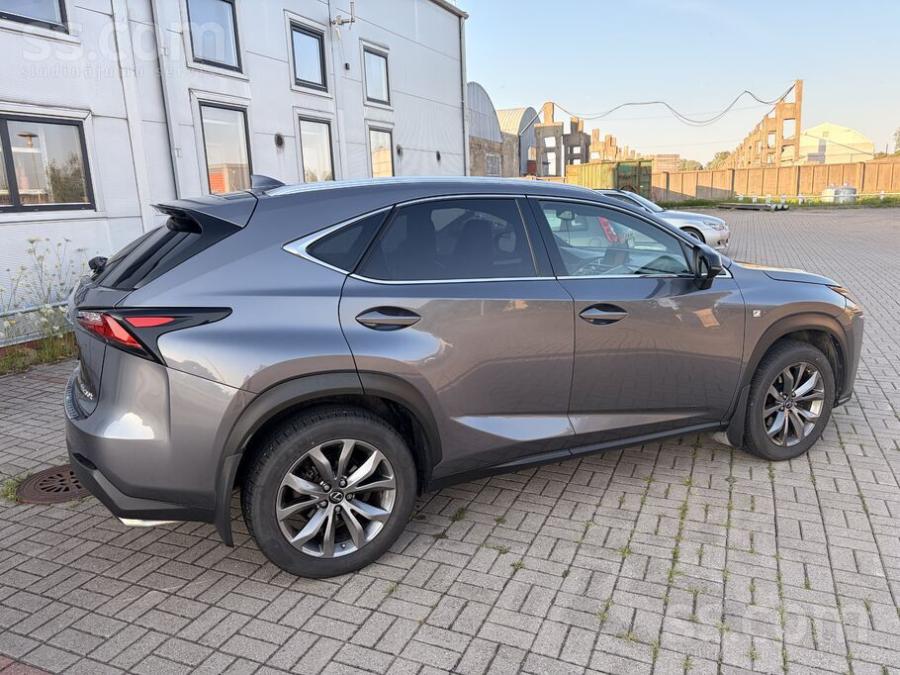 Pelēks Lexus NX 2015 Ventspils, ar dzinēja tilpumu 2.00 L un nobraukumu 193 tūkst. km par 17200 €, foto 6 vietnē AUTOMOTO.COM.LV