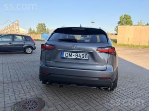 Pelēks Lexus NX 2015 Ventspils, ar dzinēja tilpumu 2.00 L un nobraukumu 193 tūkst. km par 17200 €, foto 9 vietnē AUTOMOTO.COM.LV
